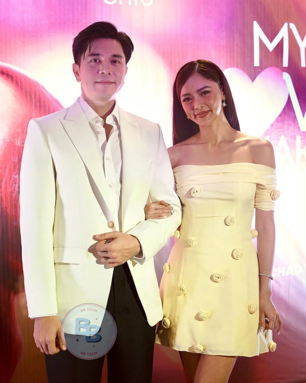 Here's What Kim Chiu and Paulo Avelino Wore for the Premiere of 'My Love Will Make You Disappear ...